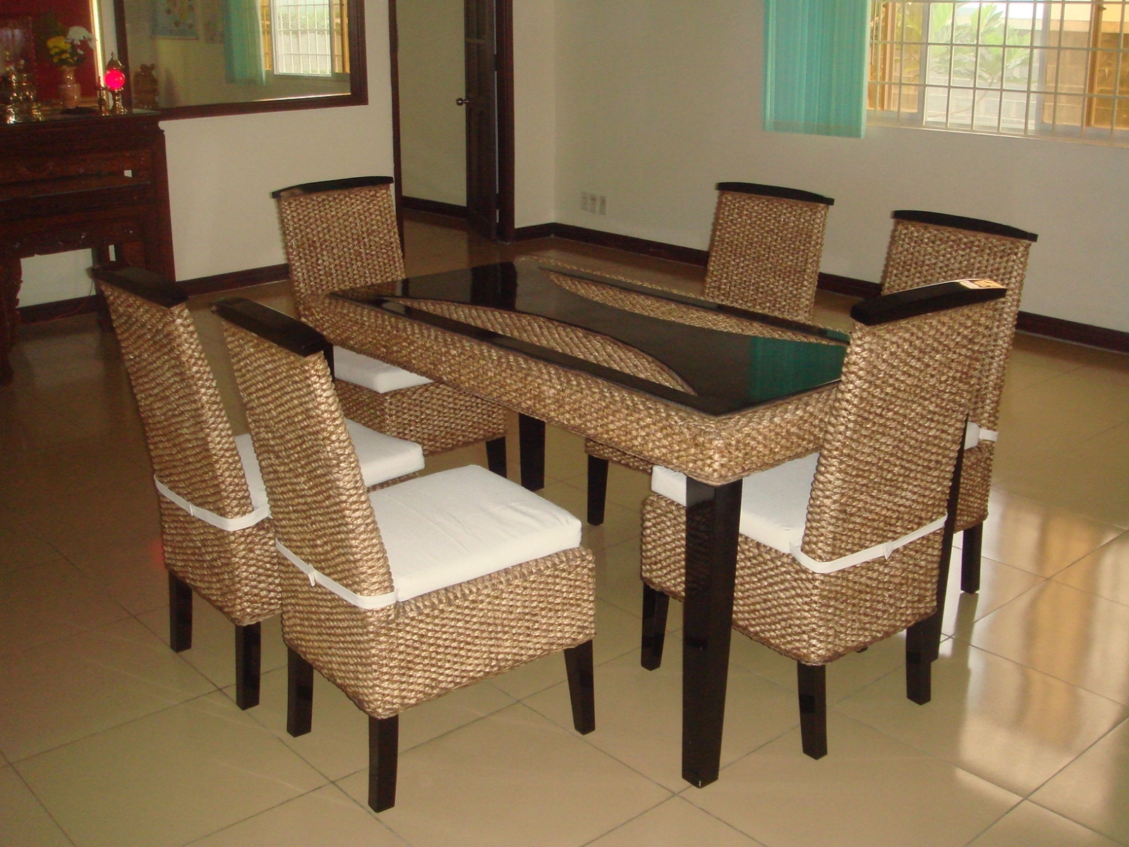 QUALITY POLY RATTAN DINNING SET