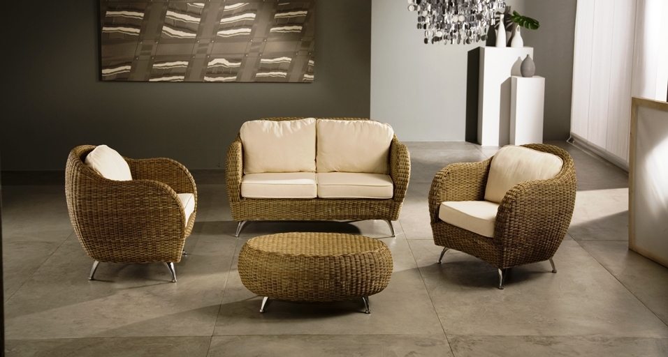 QUALITY POLY RATTAN SOFA SET